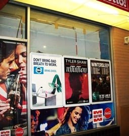 Street Frame Advertising | Grassroots Advertising Inc.